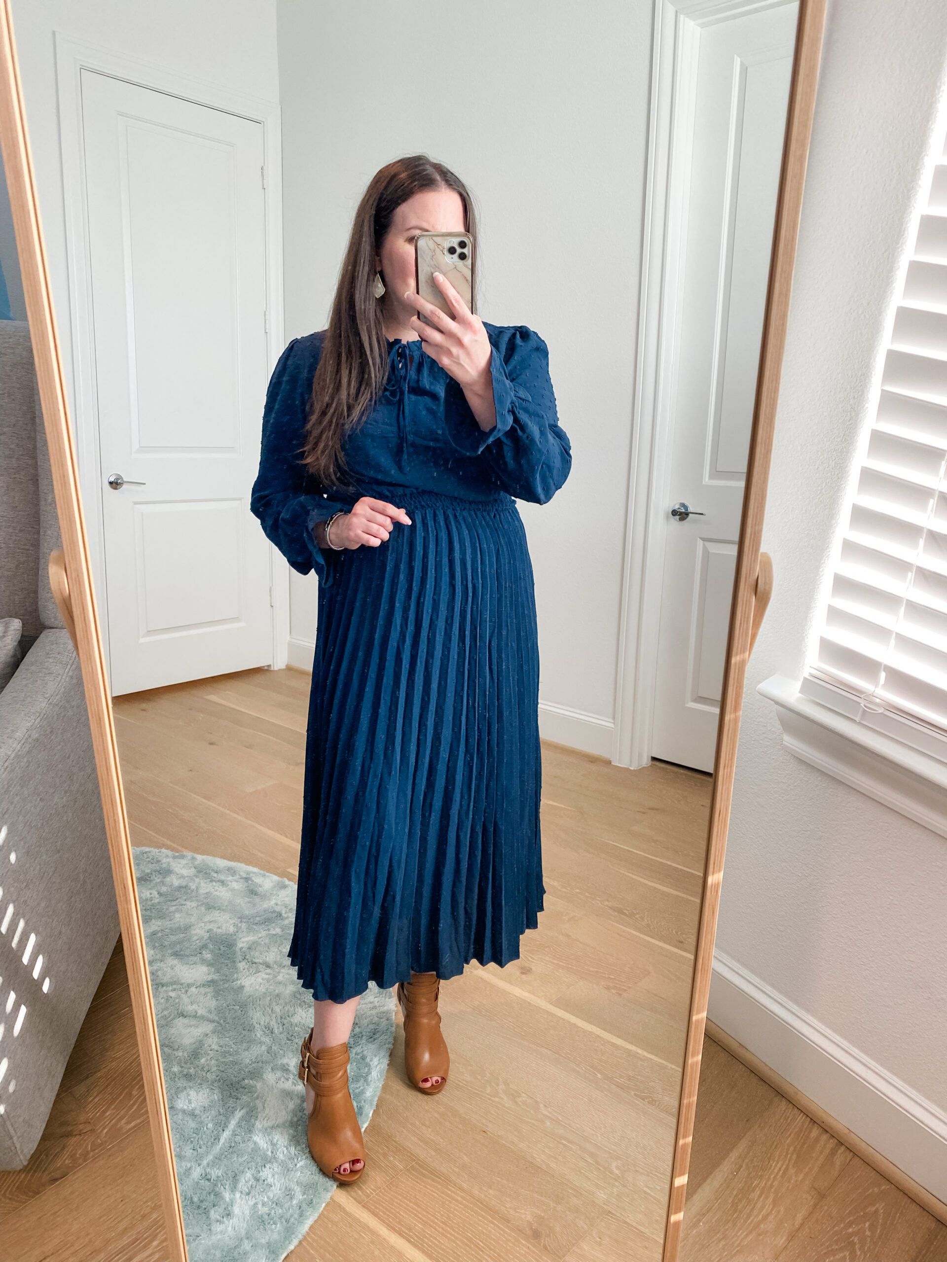 5 Work Dresses for Fall and Winter - Lady in VioletLady in Violet